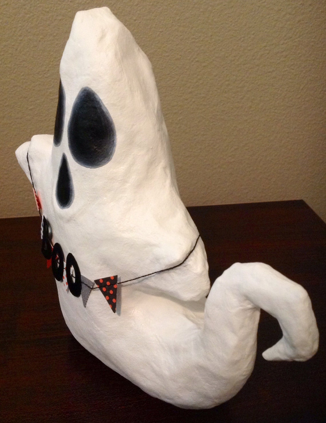 Halloween Paper Mâché Ghost Sculpture - Etsy
