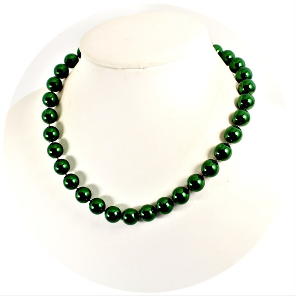 Green Necklace - Etsy