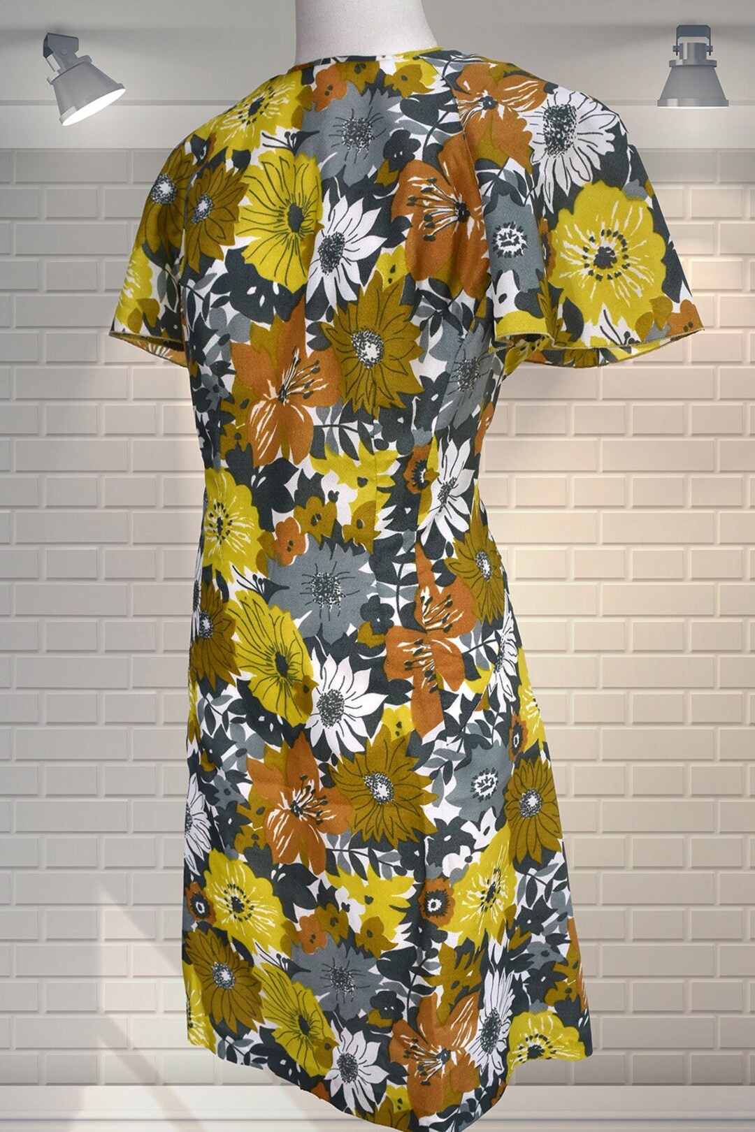 Vintage 1970s Light Floaty Floral Rayon Flutter Sleeve Summer - Etsy