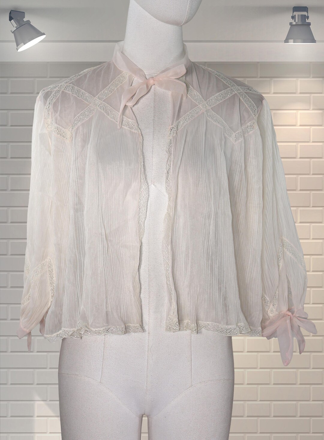 Pale Pink Gossamer Sheer Nylon Plisse Vintage Wispy Frilly Bed Jacket ...