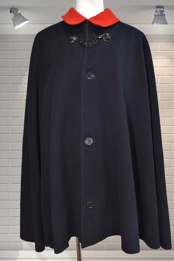 Original Vintage 1960s Heavy Wool Police Cape LIONS H… - Gem