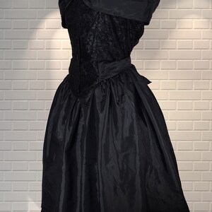 Absolutely INCREDIBLE 1980s Sash Collar Lace & Acetate Full - Etsy