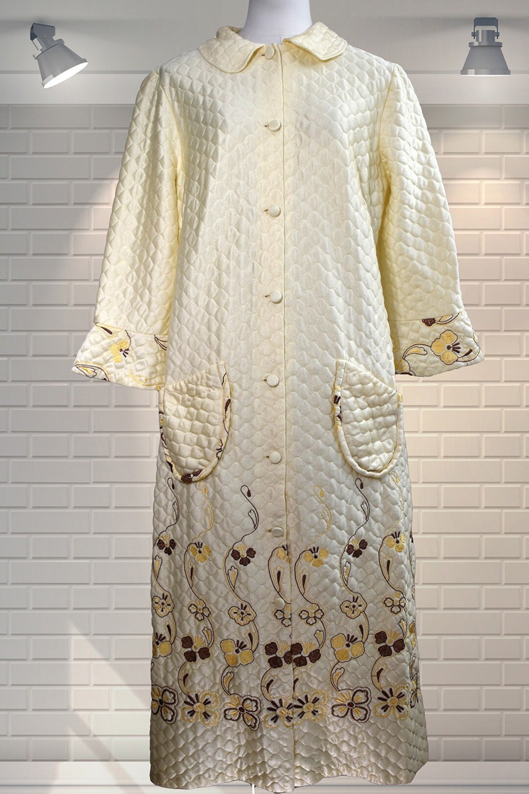 Vintage 1970s Quilted Nylon Floral Housecoat Robe Dressing Gown Medium ...