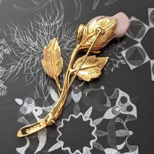 Pink Rose Brooch 1980s AVON Quaint Porcelain | Textured Golden Leaves ...