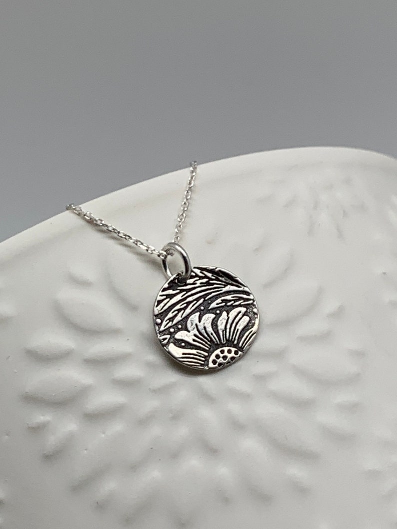 Tiny Modern Floral Circle Silver Necklace Round Silver Leaf Pendant ...