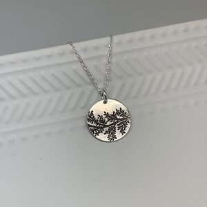 Tiny Modern Floral Circle Silver Necklace Round Silver Leaf Pendant ...