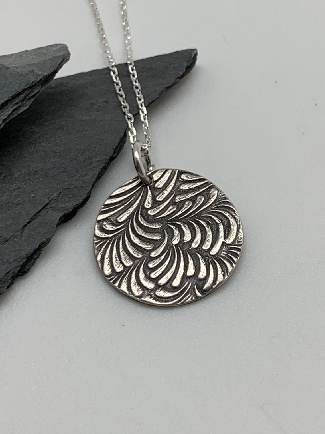 Minimalist Jewelry Small Floral Necklace Silver Leaf Pendant Leaves ...