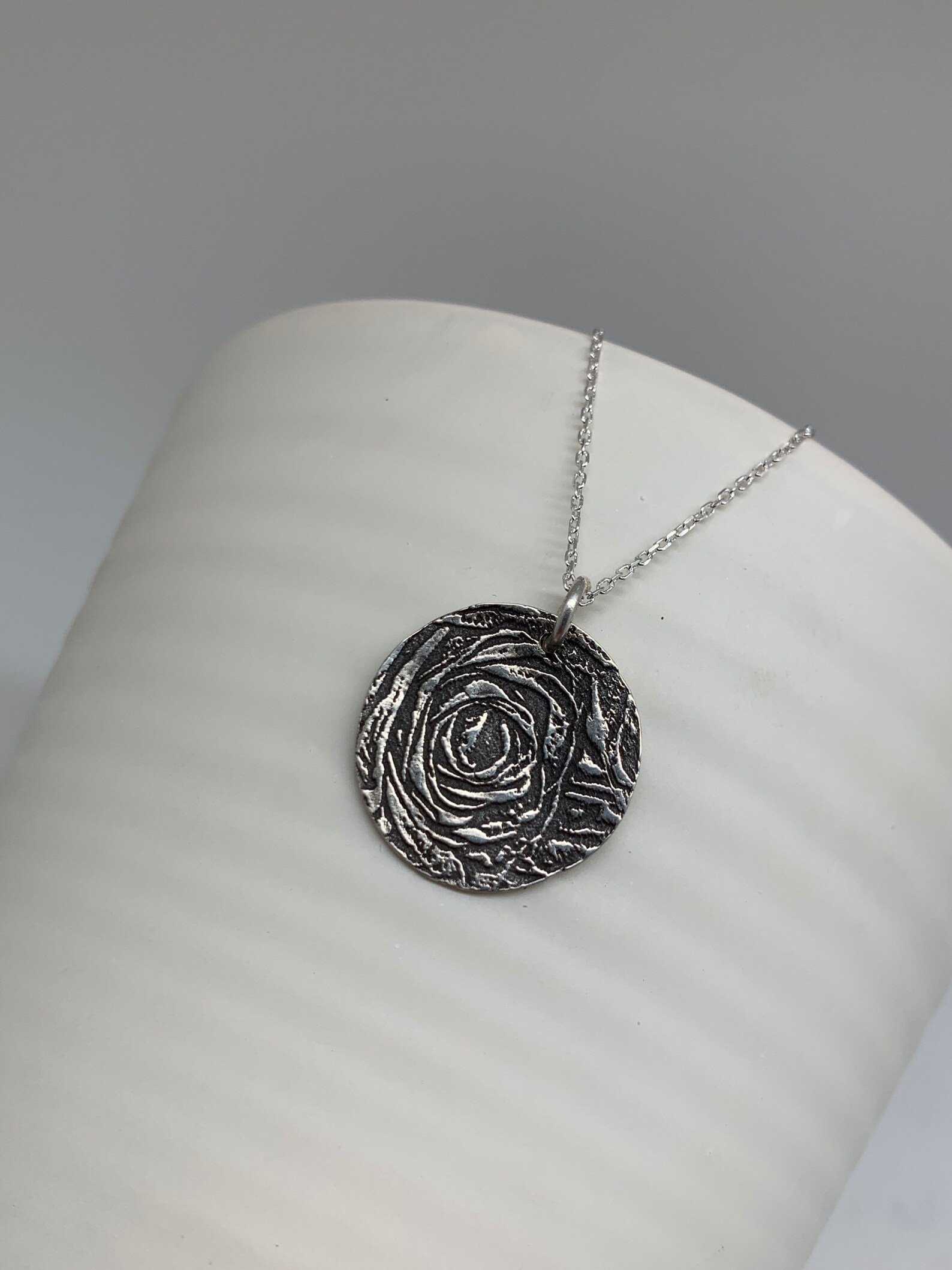 Minimalist Jewelry Small Floral Necklace Silver Leaf Pendant Leaves ...