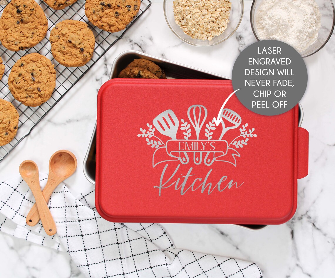 Personalized Aluminum Cake Pan With Lid, Custom Engraved Baking Gift ...