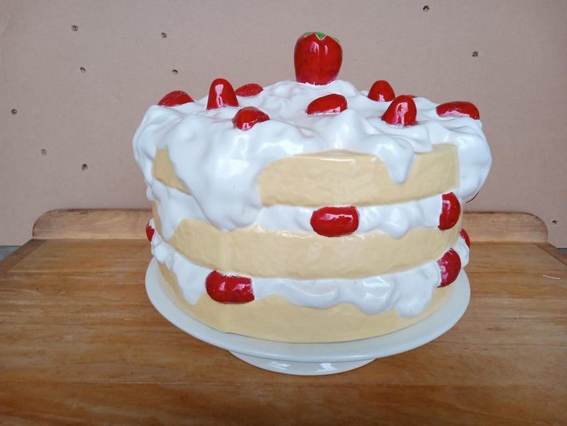 Vintage Mcm Strawberry Ceramic Pedestal Cake Stand Dome Cake Cover ...