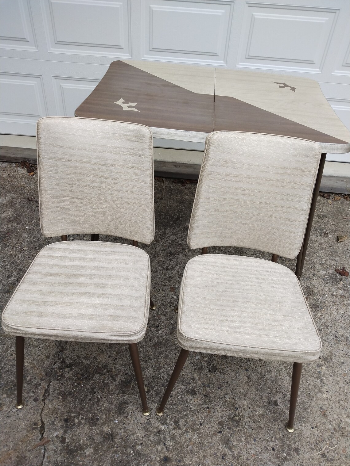 Vintage 1960' Diner Style Formica Kitchen Table and Two Chairs Mid ...
