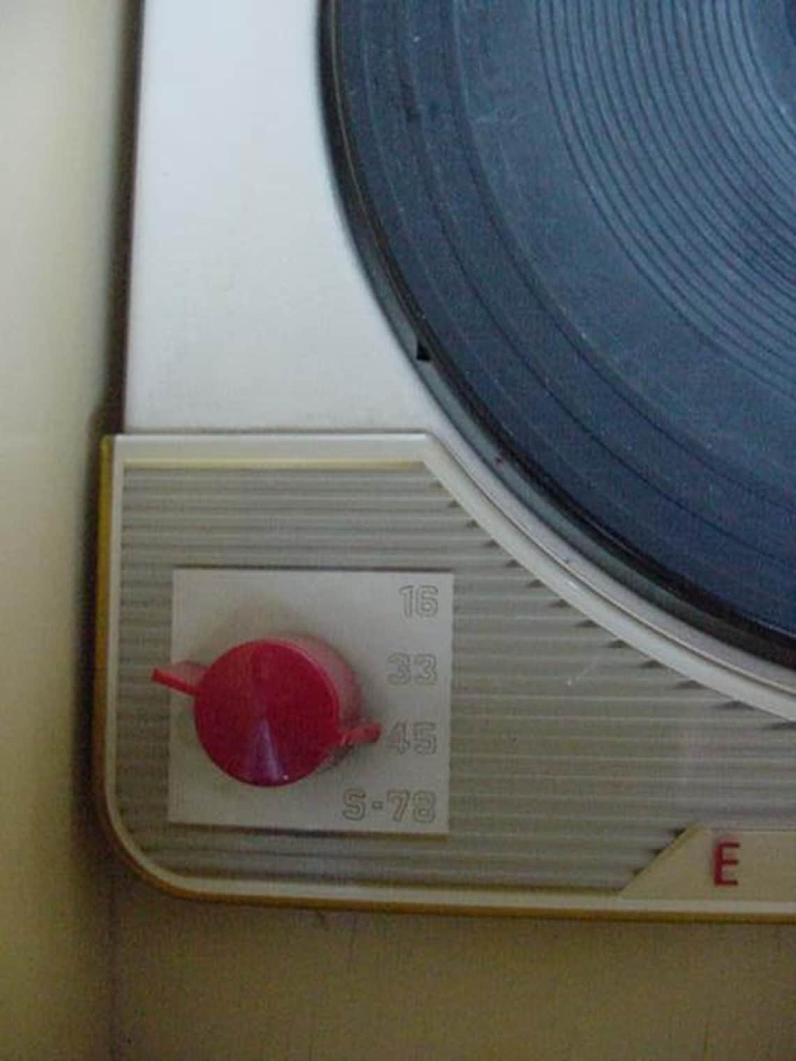 Emerson Vintage Record Player Console Cabinet With Am Radio 1950's ...