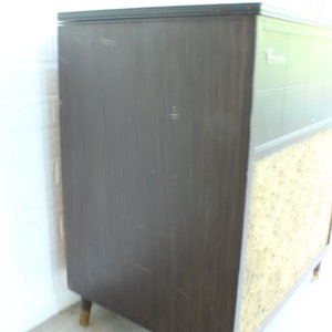 Emerson Vintage Record Player Console Cabinet With Am Radio 1950's ...