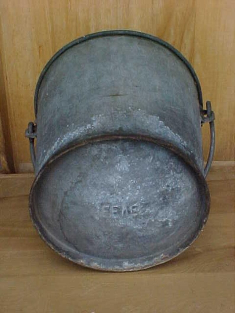 Antique Reeves Heavy Duty Galvanized Metal Farmhouse Bucket Yard ,porch ...