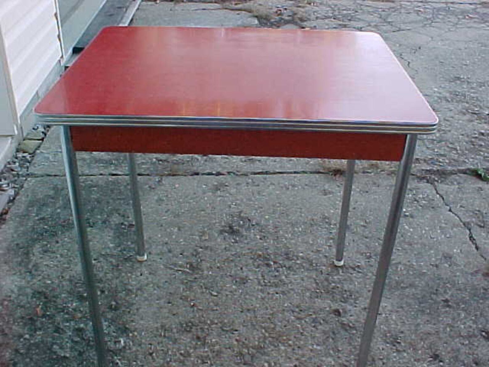 Vintage Mid Century Modern Red With Chrome Legs Formica Kitchen Table ...