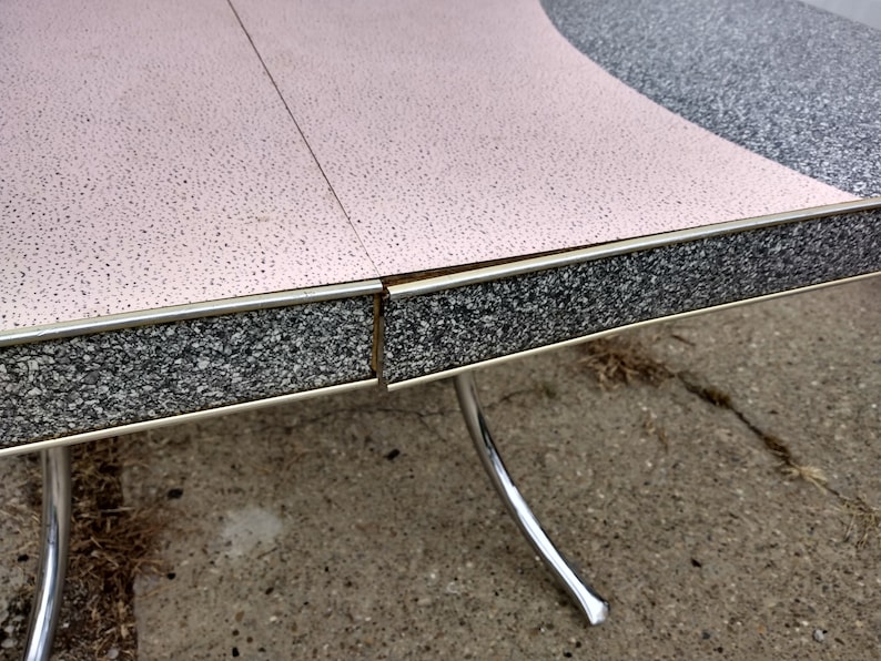 Vintage Mid Century Modern Formica Kitchen Table Pink and Gray With a ...