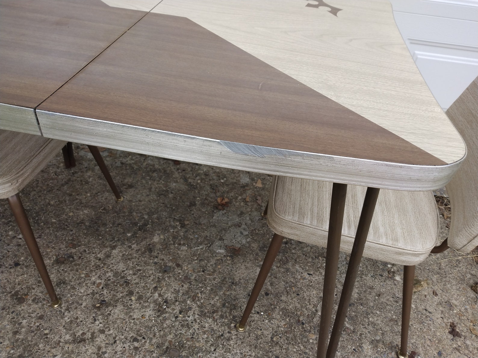 Vintage 1960' Diner Style Formica Kitchen Table and Two Chairs Mid ...