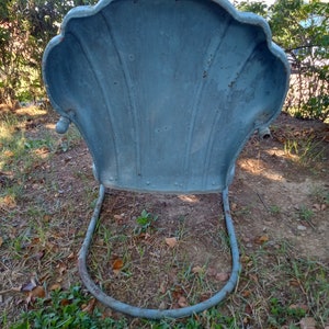 Vintage Metal Rustic Clam Back Shell Back Slant Back Patio Porch Motel ...