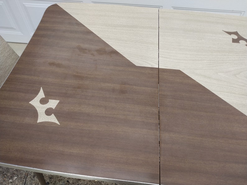 Vintage 1960' Diner Style Formica Kitchen Table and Two Chairs Mid ...