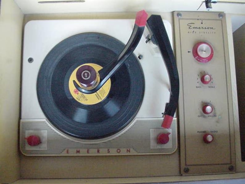 Emerson Vintage Record Player Console Cabinet With Am Radio 1950's ...
