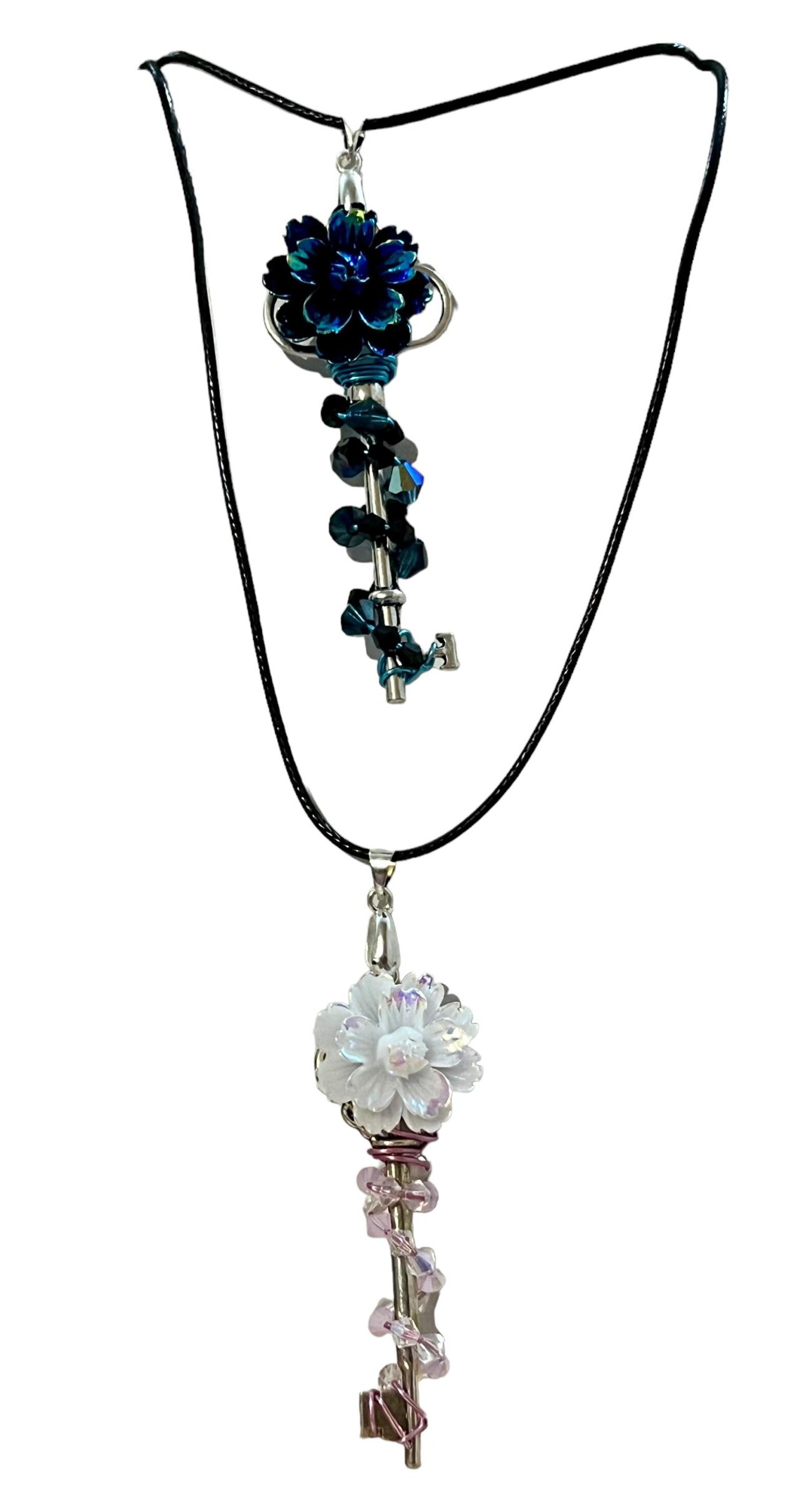 Wire Wrapped Flower and Crystal Key Necklace - Etsy