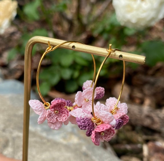 Pink Ombre Flower Cluster Crochet Hoop - Etsy
