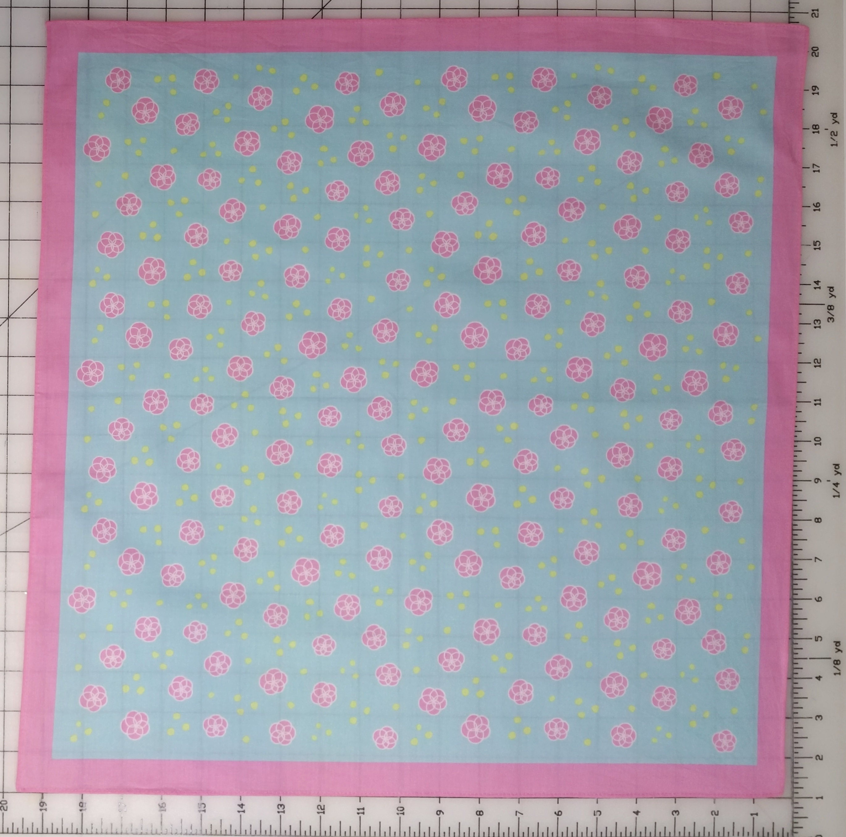 Japanese cotton tenugui hand towel cloth - pink floral