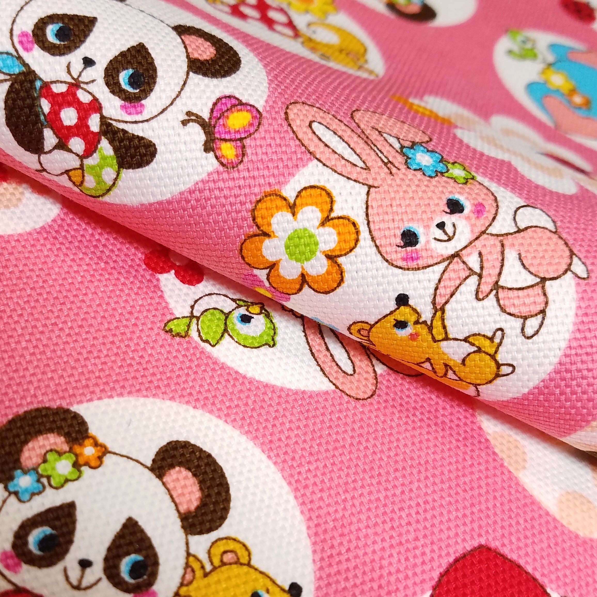 Cosmo Japan canvas duck cloth - pink with adorable animals
