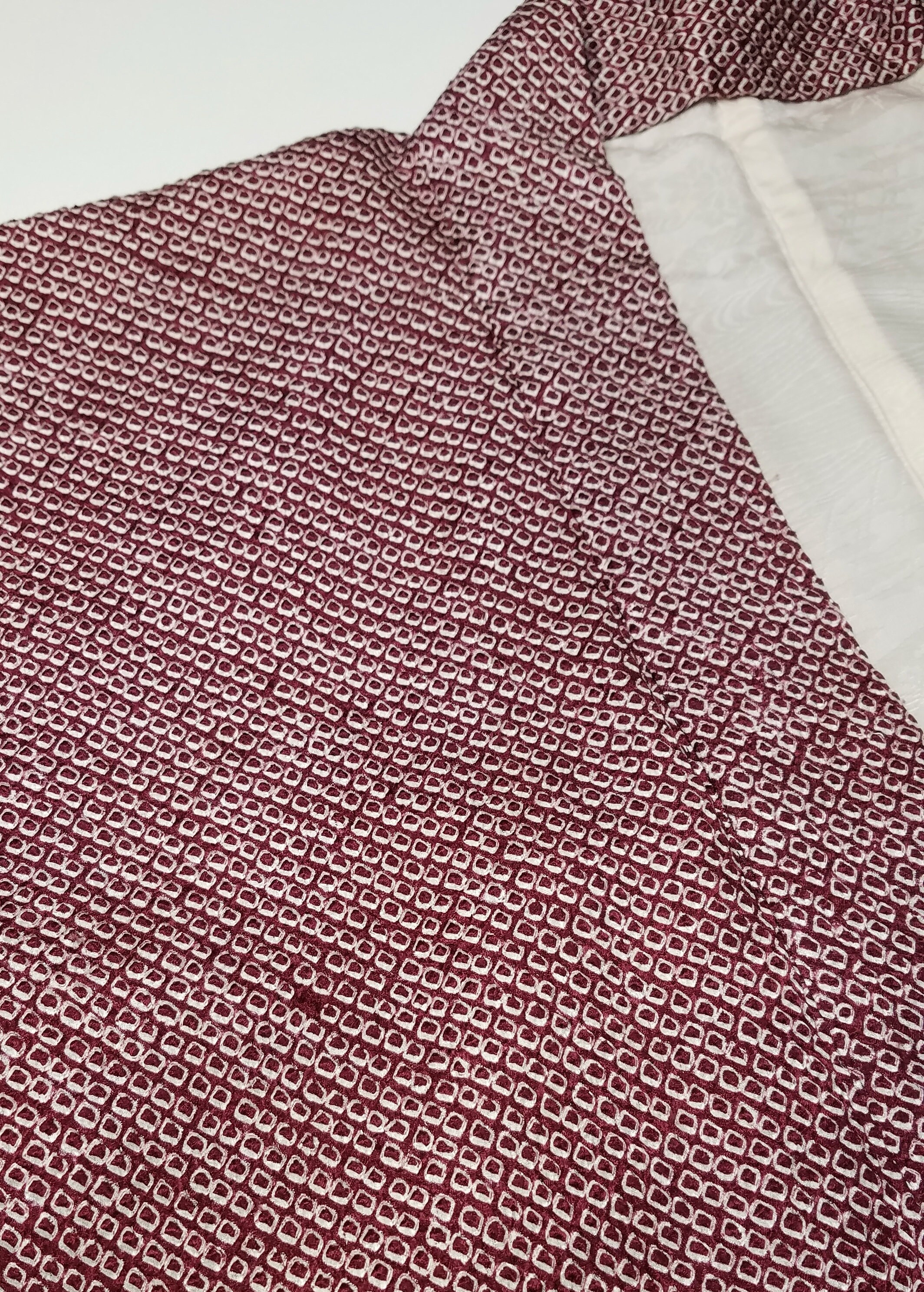 Women's vintage, shibori Haori kimono jacket - maroon and white shibori ...