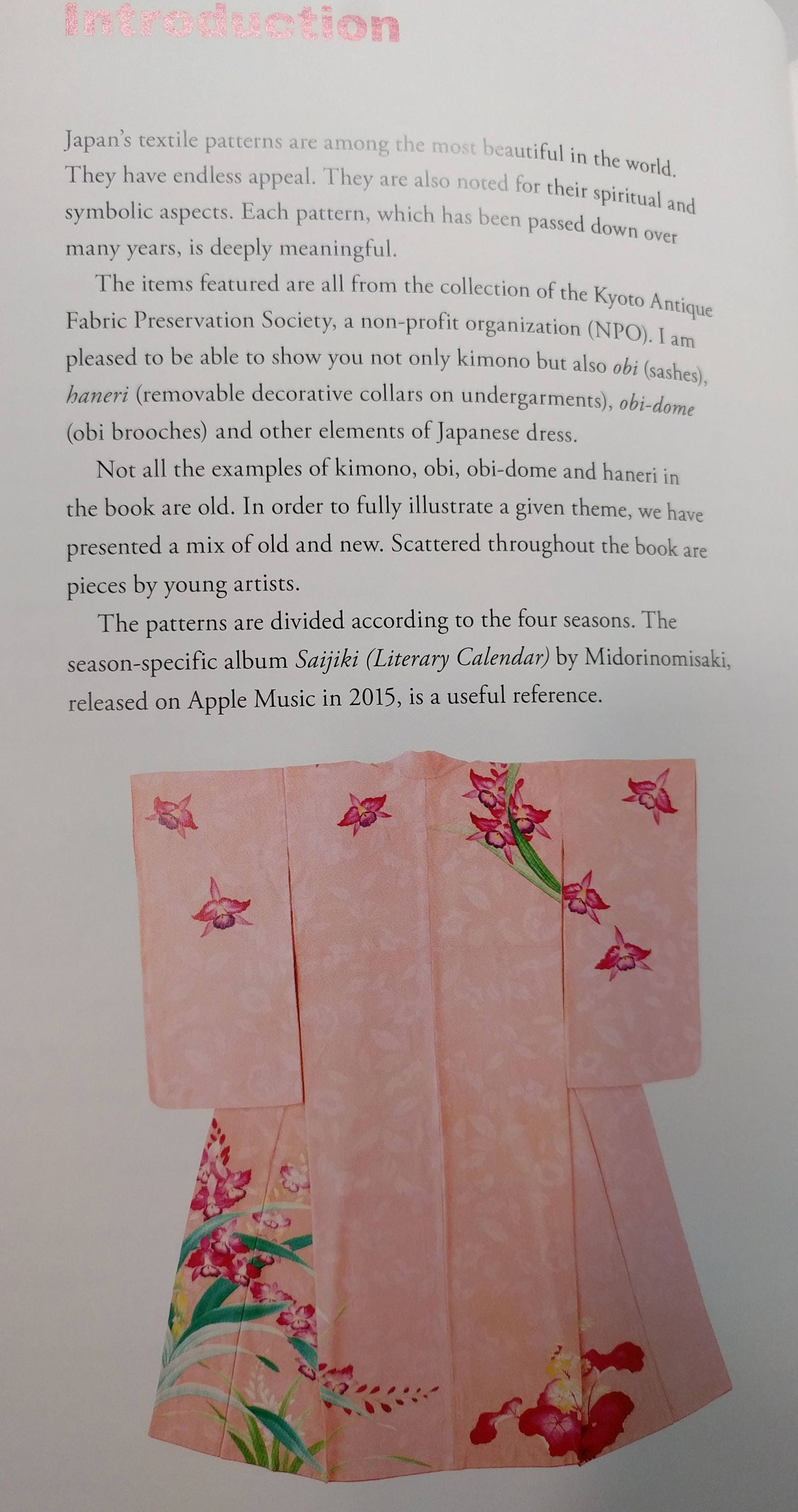 Kimono Design An Introduction to Textiles and Patterns Book
