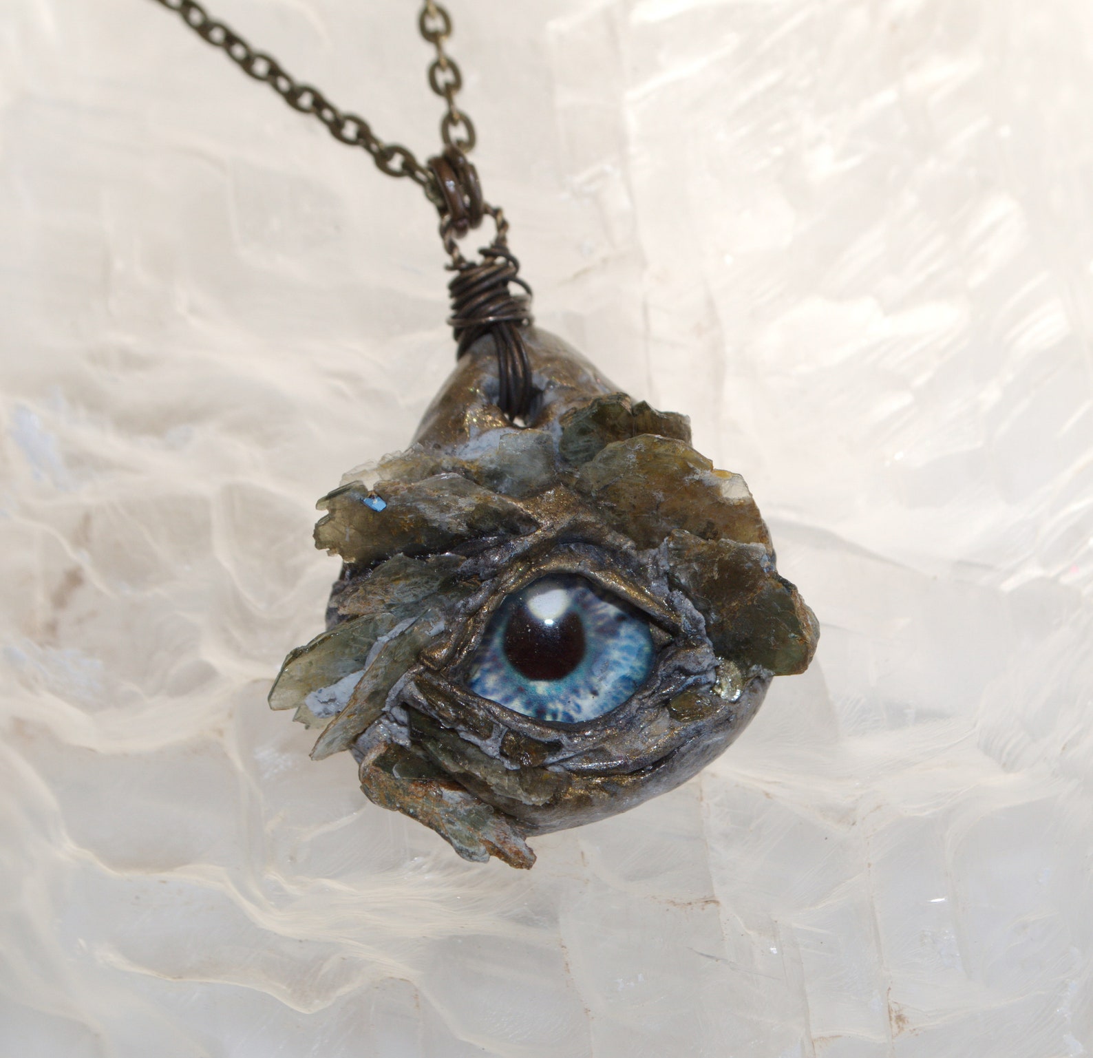 Brittle the Cave Monster Evil Eye Monster Eye-necklace | Etsy