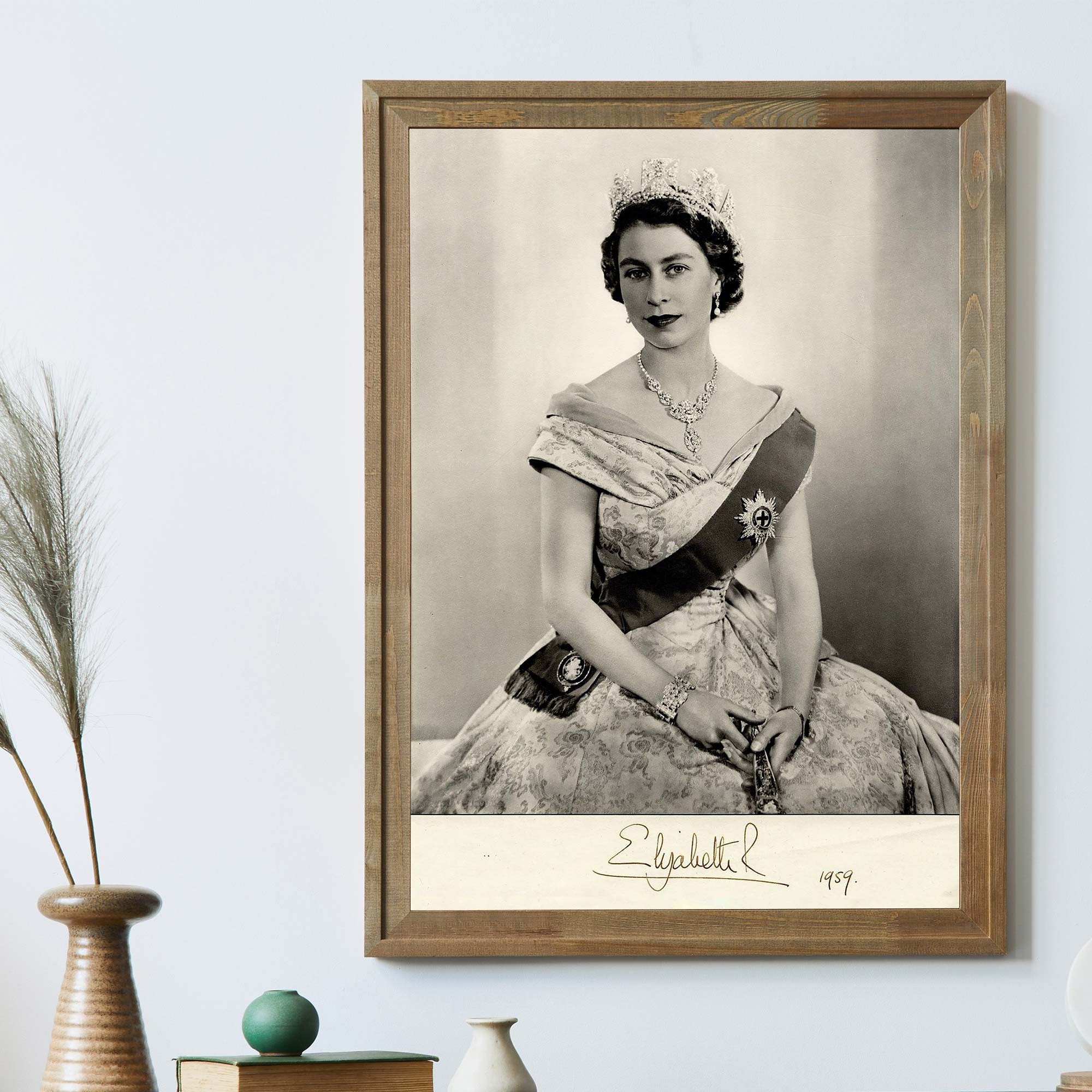 Queen Elizabeth Photo Print Vintage Queen of England Poster - Etsy