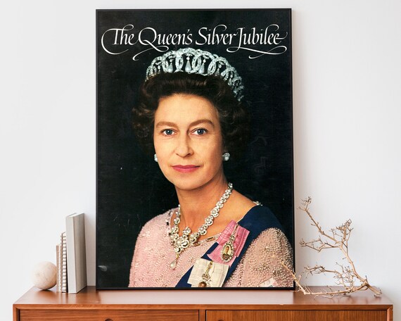Queen Elizabeth Silver Jubilee Photo Print Vintage Queen of - Etsy UK