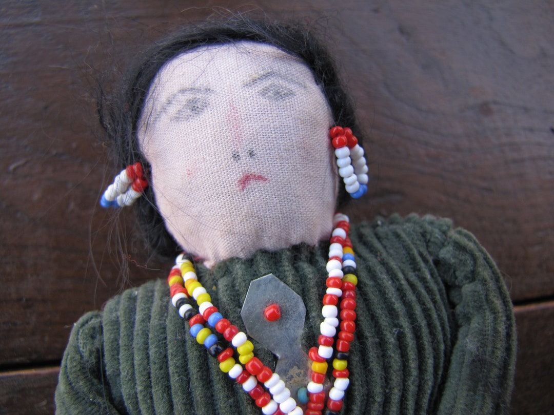 Vintage 1940's 11 Navajo Doll, Native American Folk Art, Navajo Doll ...