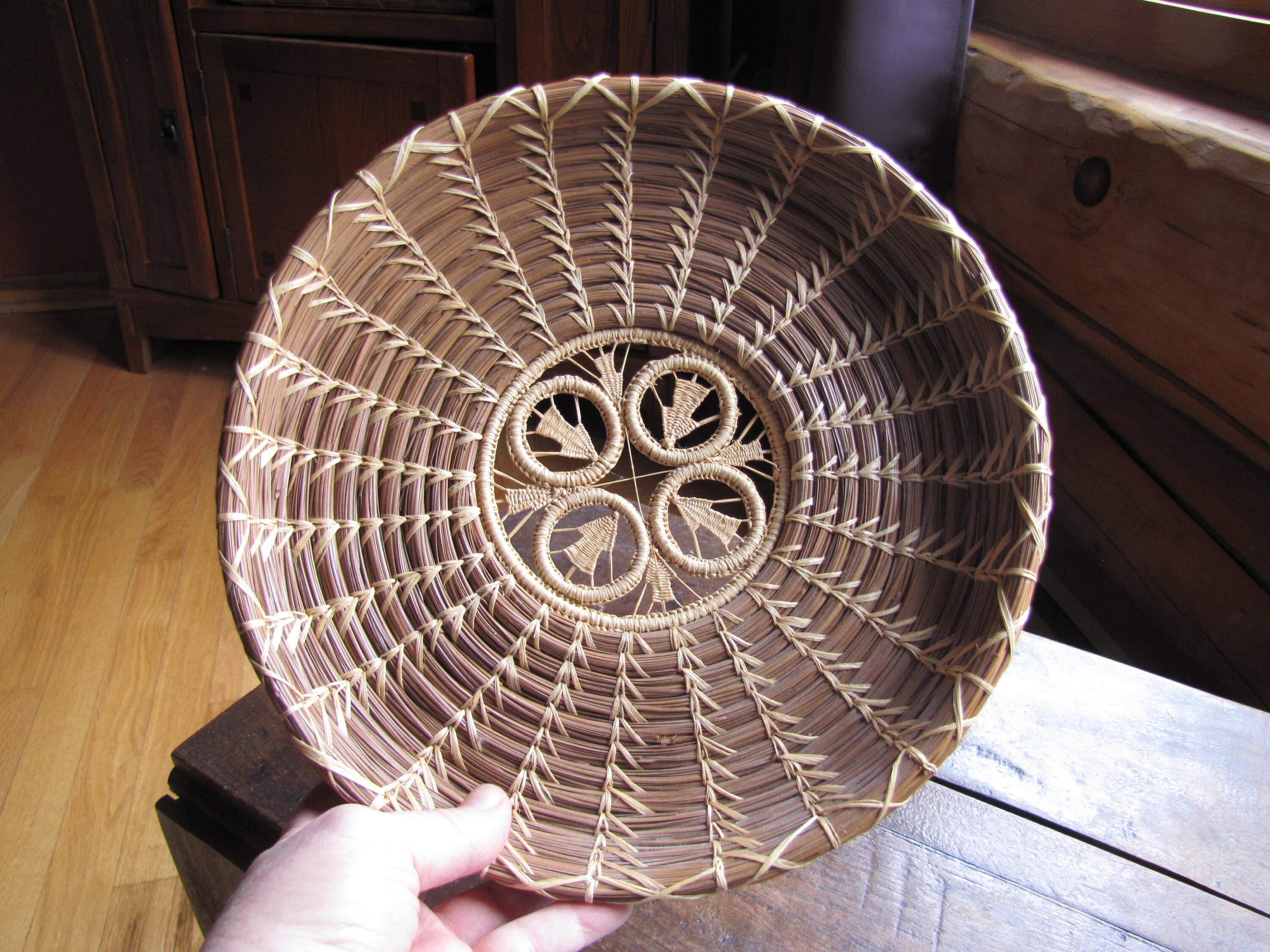 Vintage 10 3/4 Coushatta Seminole Pine Needle Basket, Pine Needle Tray, Vintage Native American ...