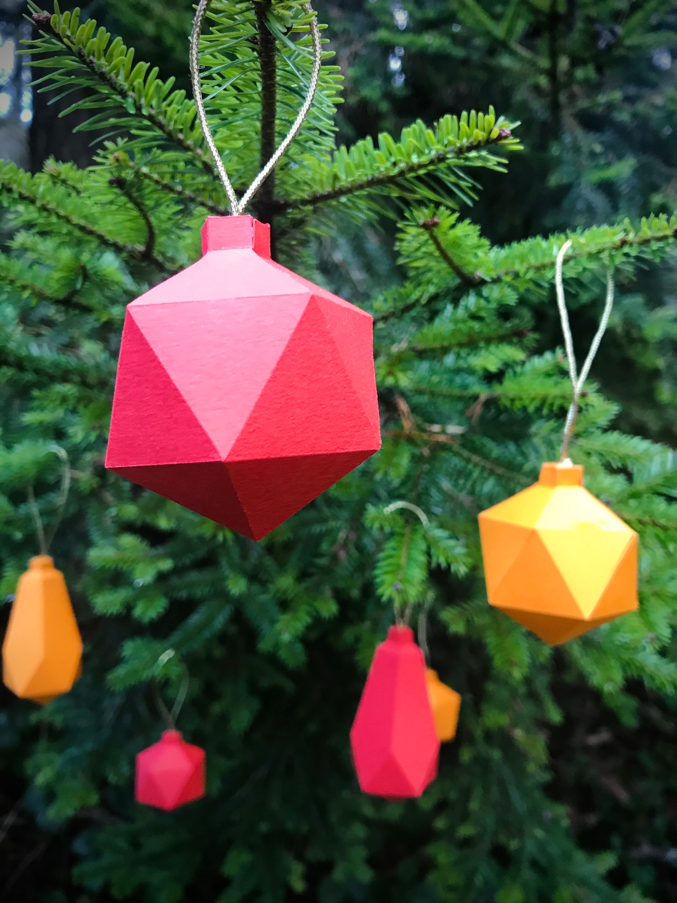 DIY 3D Paper Craft Christmas Tree Ornaments and Topper PDF Printable ...