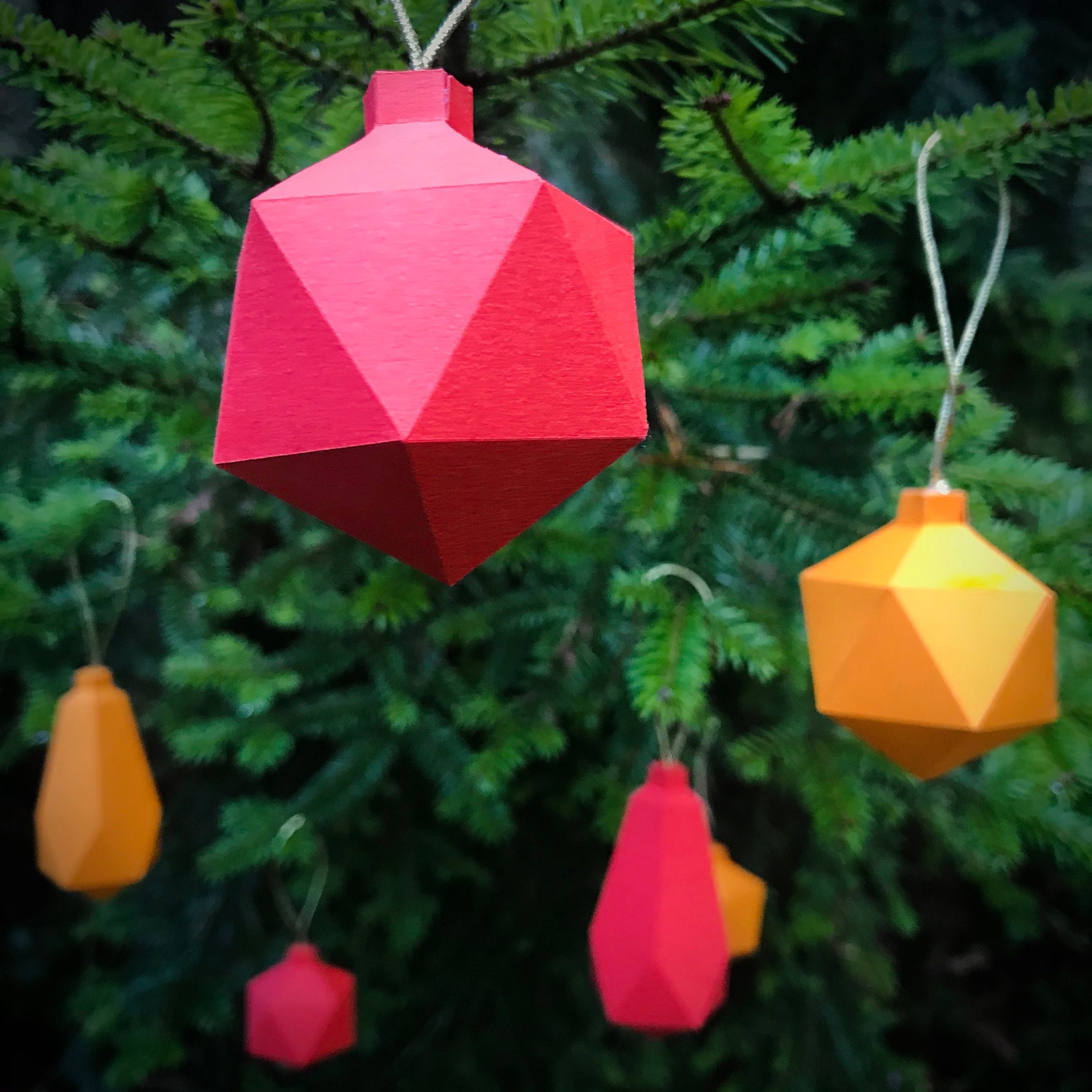 DIY 3D Paper Craft Christmas Tree Ornaments and Topper PDF Printable ...