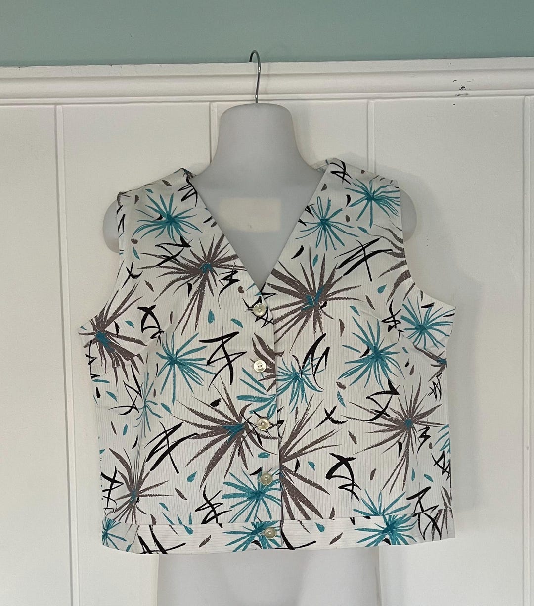 1950's 1960's Vintage Blue With Multi Color Star Burst Print Summer ...
