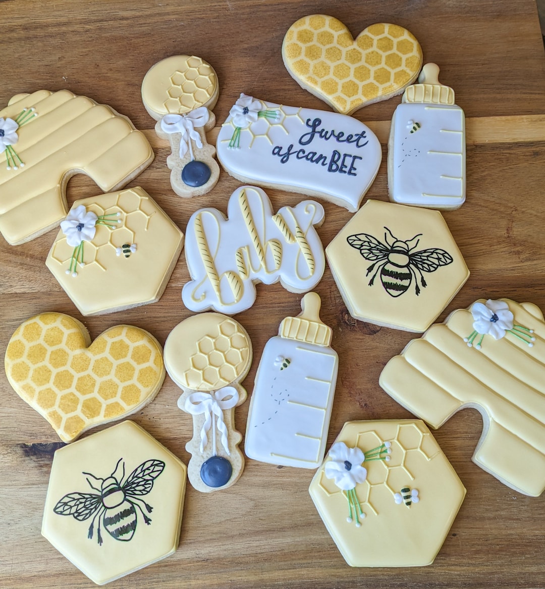 Honey Bee, Mom to Bee, Baby Shower Cookies (36 Cookies) - Etsy