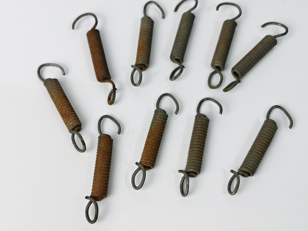 10 Small Rusty Springs / Bed Springs / Coil Spring / Steampunk / Rusty ...