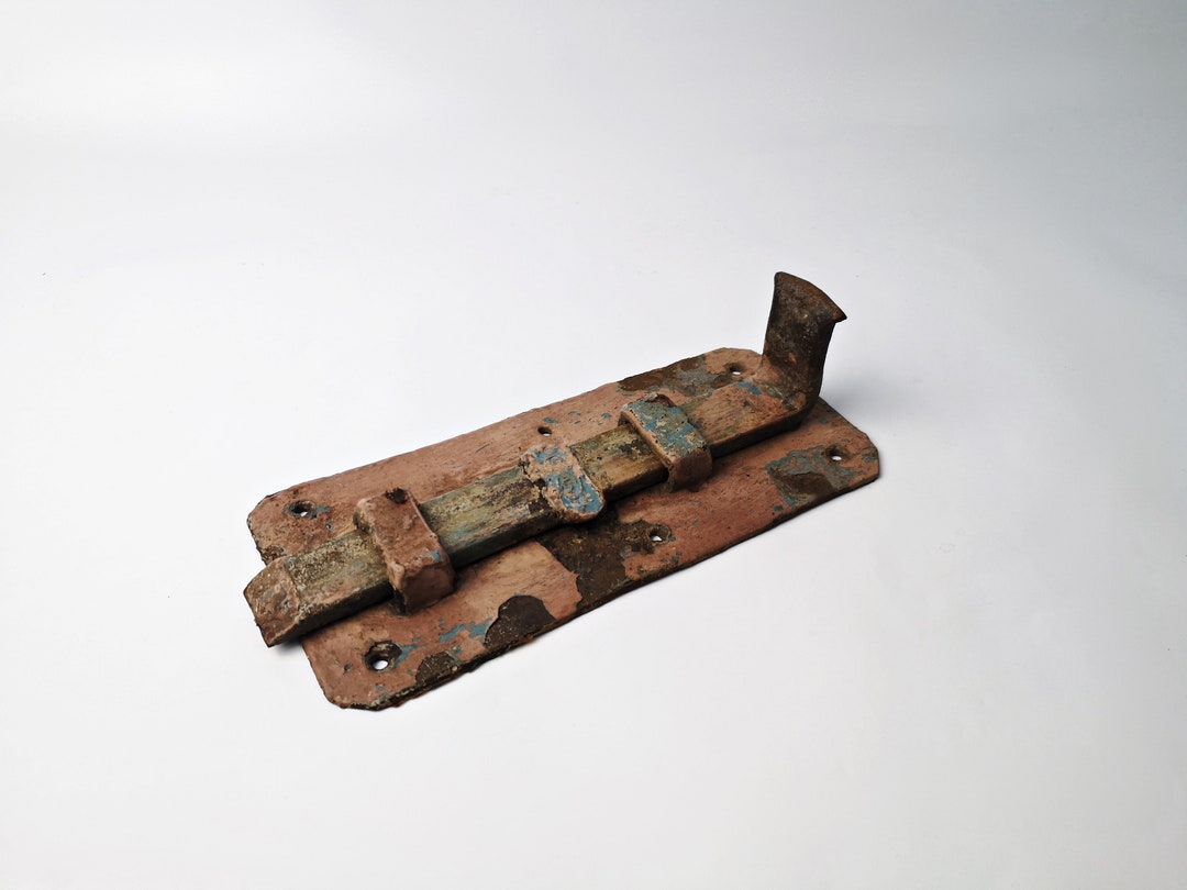 Old Latch / Bolt / Door Lock / Door Latch / Locking Latch / Locking ...