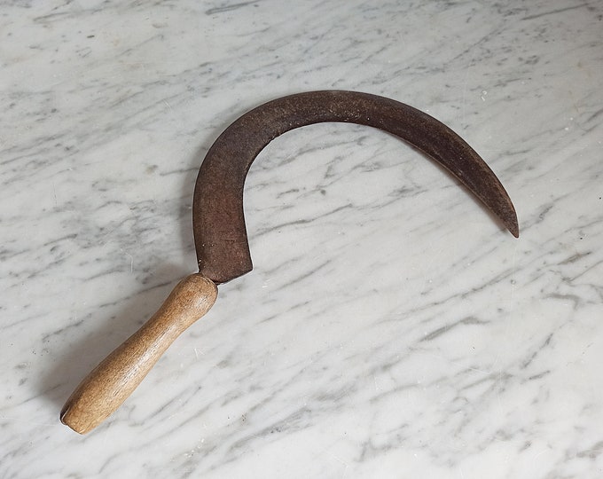 Vintage Sickle / Hand Scythe / Garden Tools / Rusty Sickle / Small ...