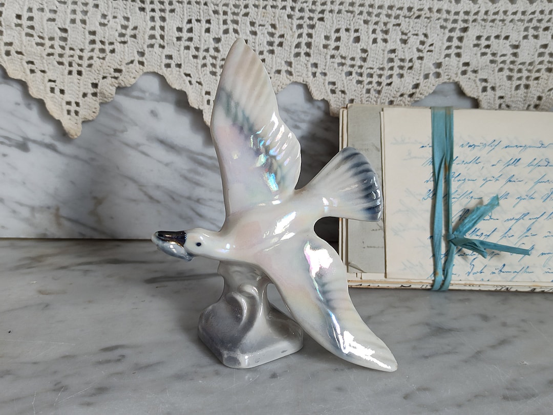 Vintage Porcelain Figurine Seagull Bird Figurines Made of Porcelain - Etsy