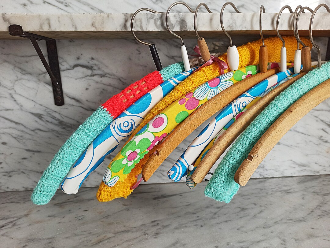 10 Old Wooden Clothes Hangers / Collection of Wooden Clothes Hangers ...
