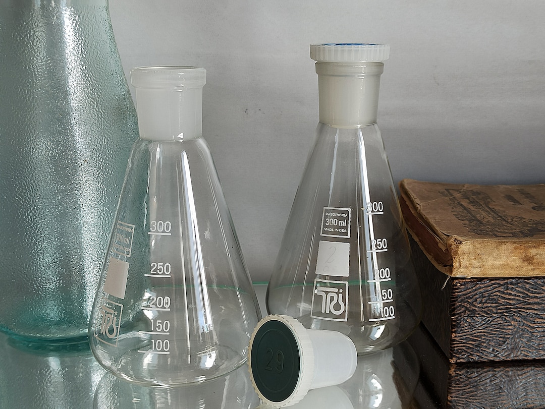 2 Erlenmeyer Flasks With Scale / Apothecary Bottle / Apothecary Glass ...