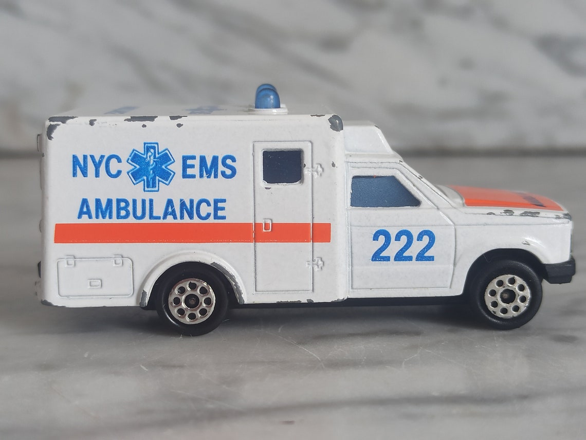 Vintage Majorette Ambulance No. 255 / Matchbox Car / Ambulance / Rescue ...