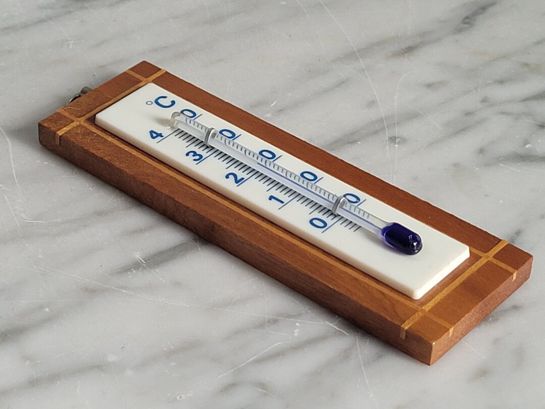 Small Vintage Thermometer / Celsius / Room Thermometer / DDR Product - Etsy