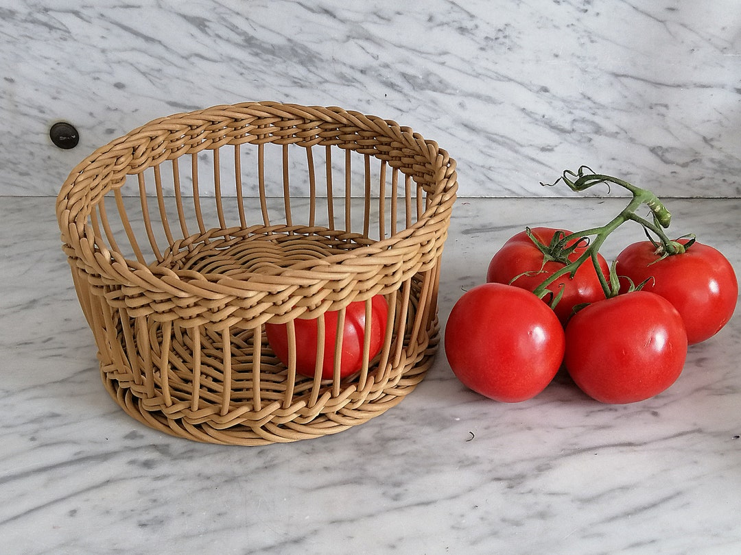 Old Bread Basket / 70s / Basket Made of Cord / Plastic Basket - Etsy