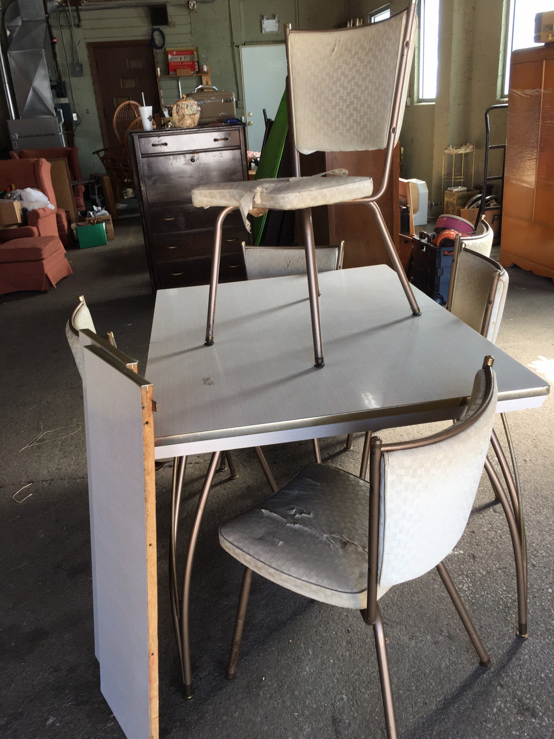 Atomic Mid Century Modern Formica Table 6 Matching Chairs With ...