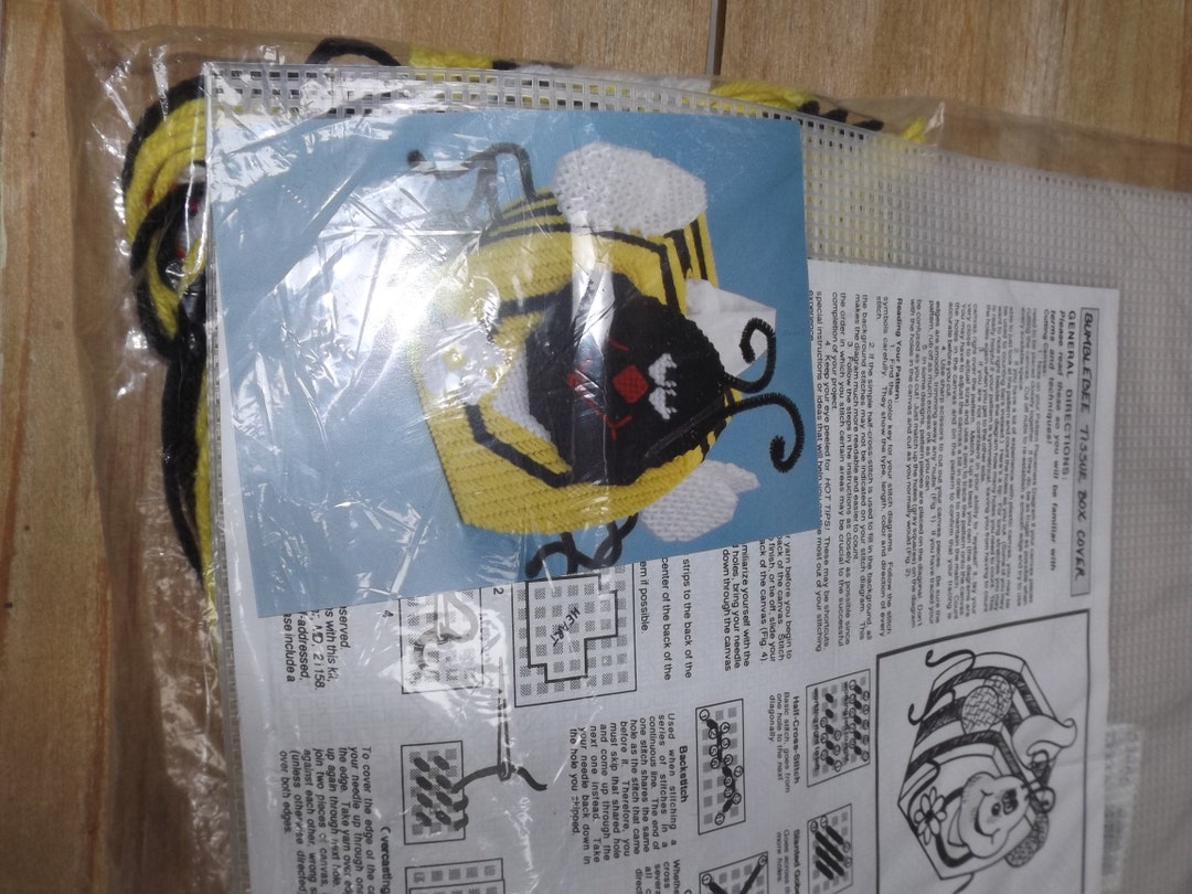 Bumble Bee Tissue Box Holder Kit by General Dir Plastic Canvas - Etsy